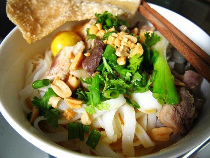 Quảng Noodle Soup With Chicken Mì Quảng Gà 5815